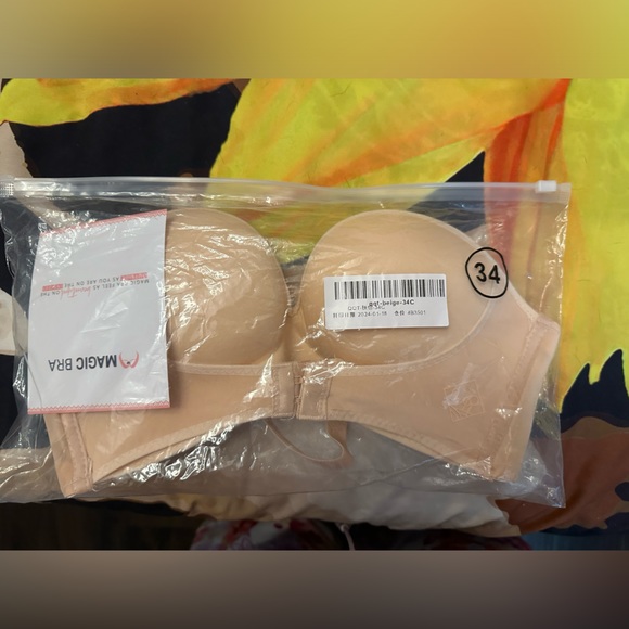 Intimates & Sleepwear | Magic Strapless Bra | Poshmark